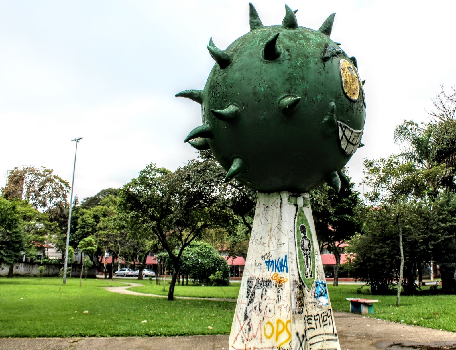 Estátua da Mamona